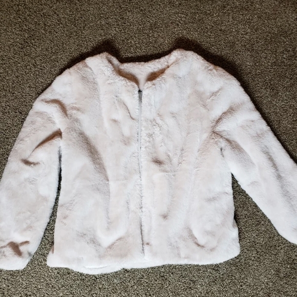 no brand | Jackets & Coats | Faux Fur Fuzzy Jacket | Poshmark